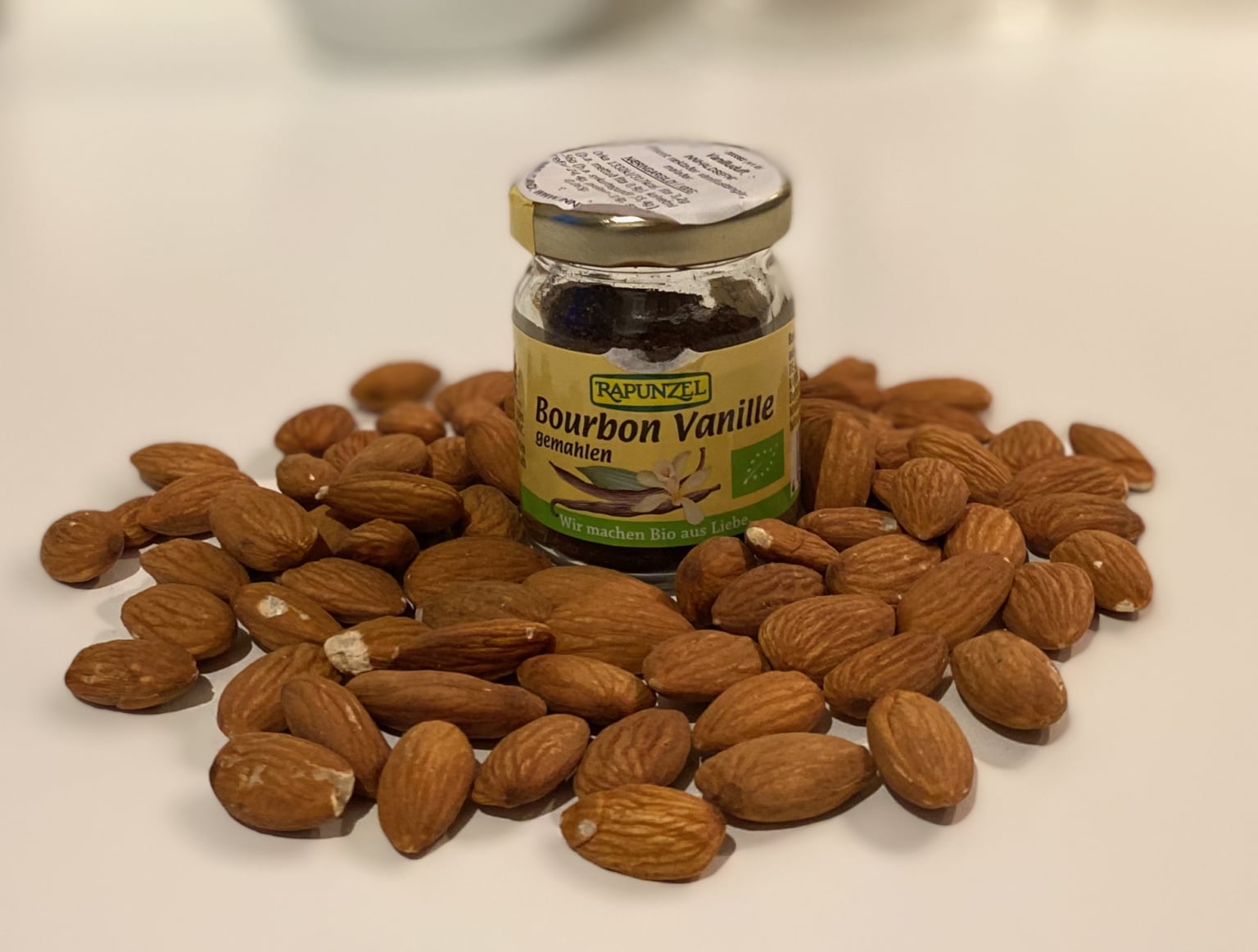 Smákökur með súkkulaði og möndlum, sítrónubragði eða sultu – PURELY SIGGA